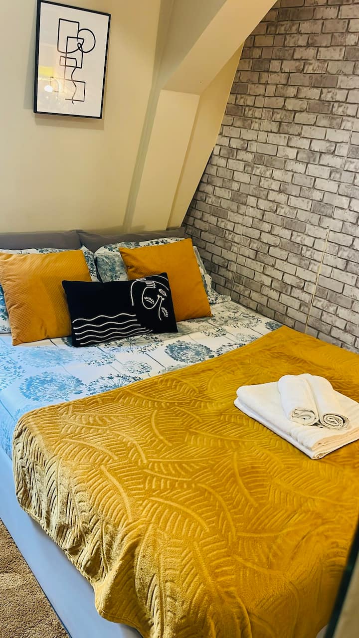 Charmante Chambre De Bonne A Montorgueil Paris - Paris 18e Arrondissement