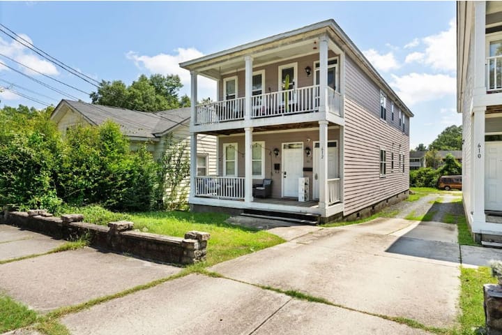 Downtown Charmer 2 ( Upper Level ) - Wilmington