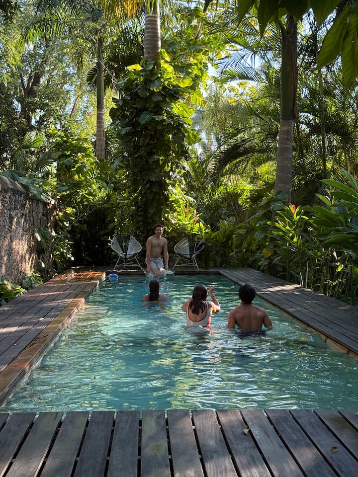 Historic 1800 Mansion • Pool • Breakfast - Mérida