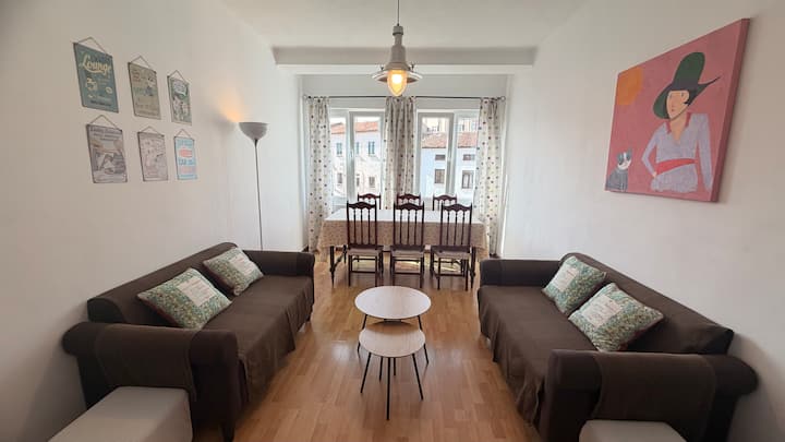 Piso Luminoso En Barrio Tranquilo Y Céntrico - Garray