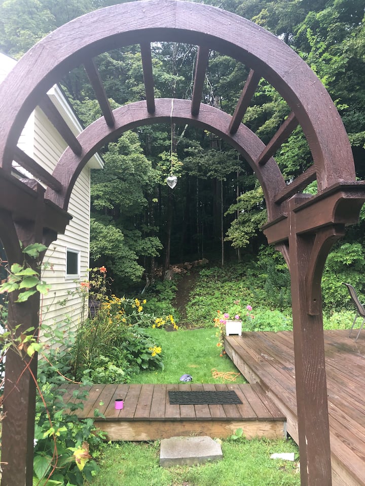 The Morning Glory Cottage At Heart Of The Shire - Lee, MA