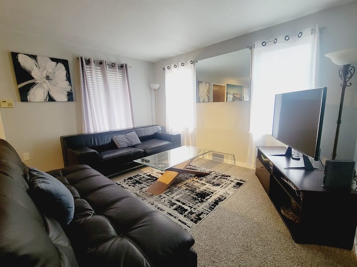 Cozy 4br 2ba Near Airport, Downtown & Lightrail - Seattle