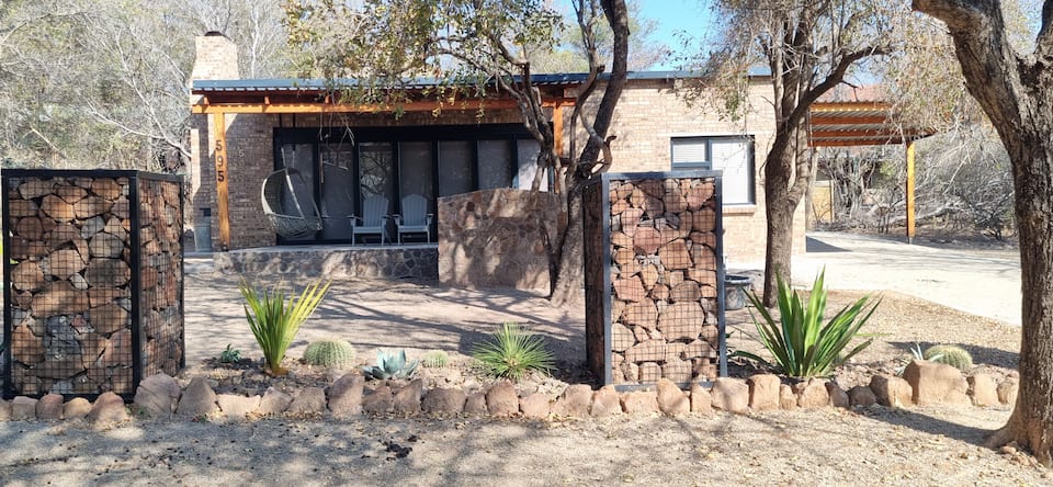 Moruleng, South Africa Vacation Rentals - Airbnb
