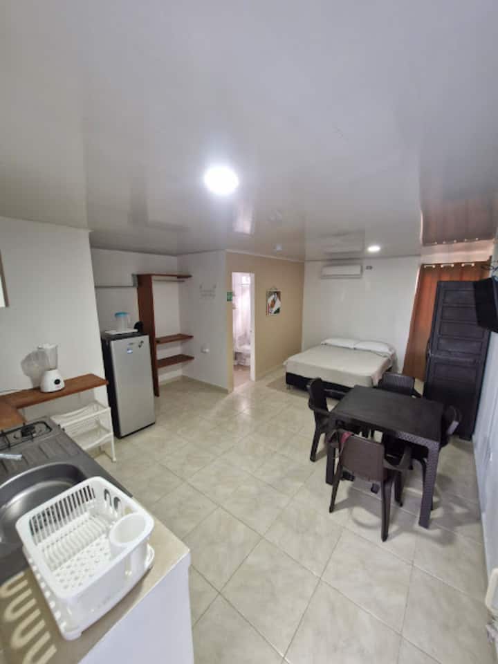 Apartment For 2 Or 3 People. Quiet Place - San Andrés
