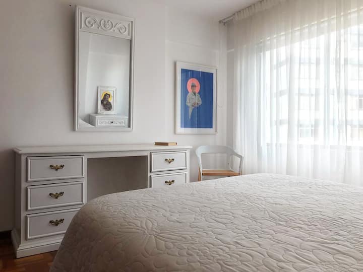 Beauty & Spacious In The Heart Of Sopocachi - La Paz