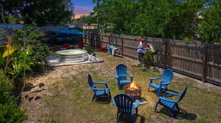 Clearwater Retreat - 2 Miles From The Beach (Pool) - Clearwater, FL