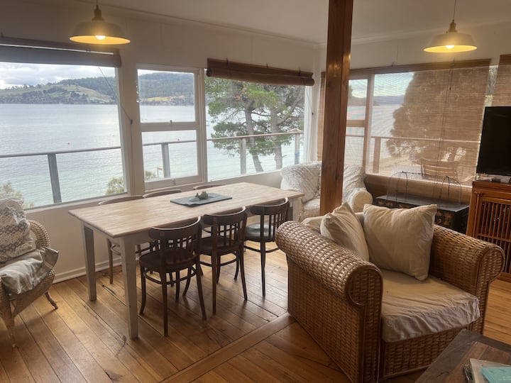 Harbour Cottage - Kettering