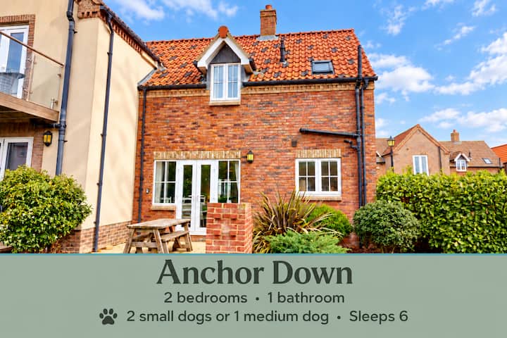 Anchor Down At The Bay, Sleeps 4-6, 1-2 Dogs Too - Filey