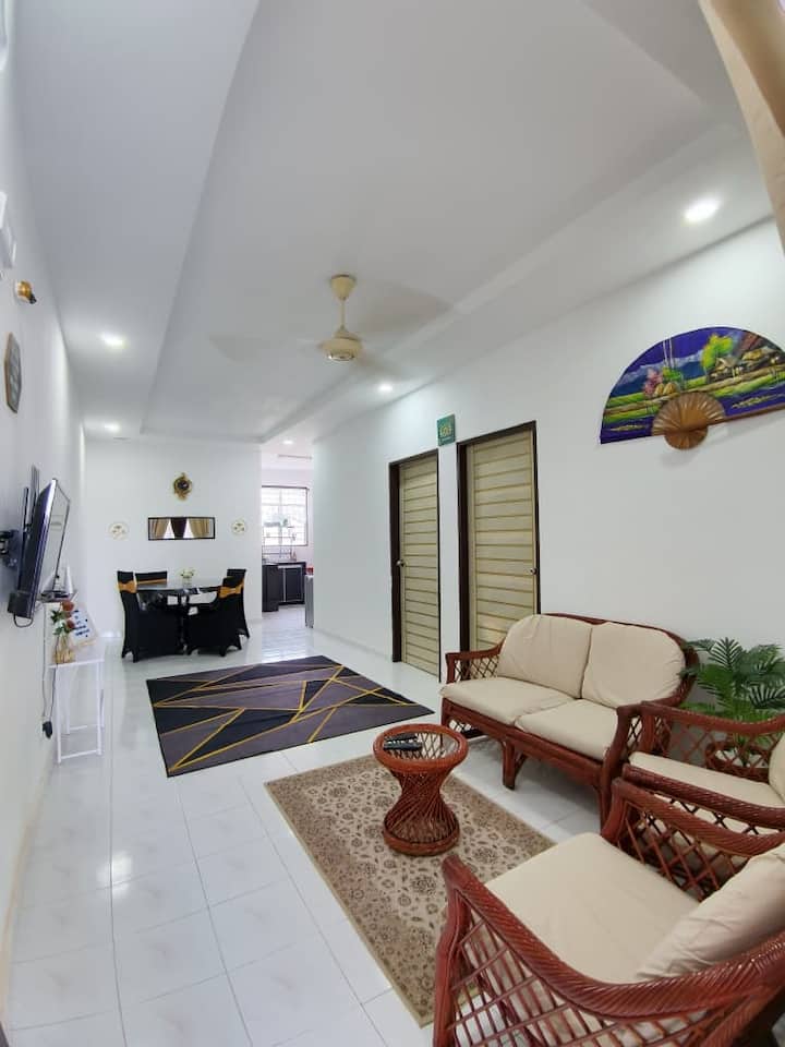 571 Seroja Homestay - Sungai Petani