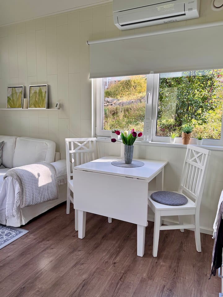 Ljust Och Fräscht Nära Till Natur Och Tåg - Alingsås