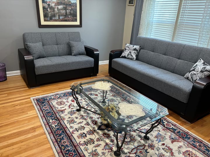Charming  Apt.fully Equipped Prk.inc 12 Min 2 Lake - Niles, IL