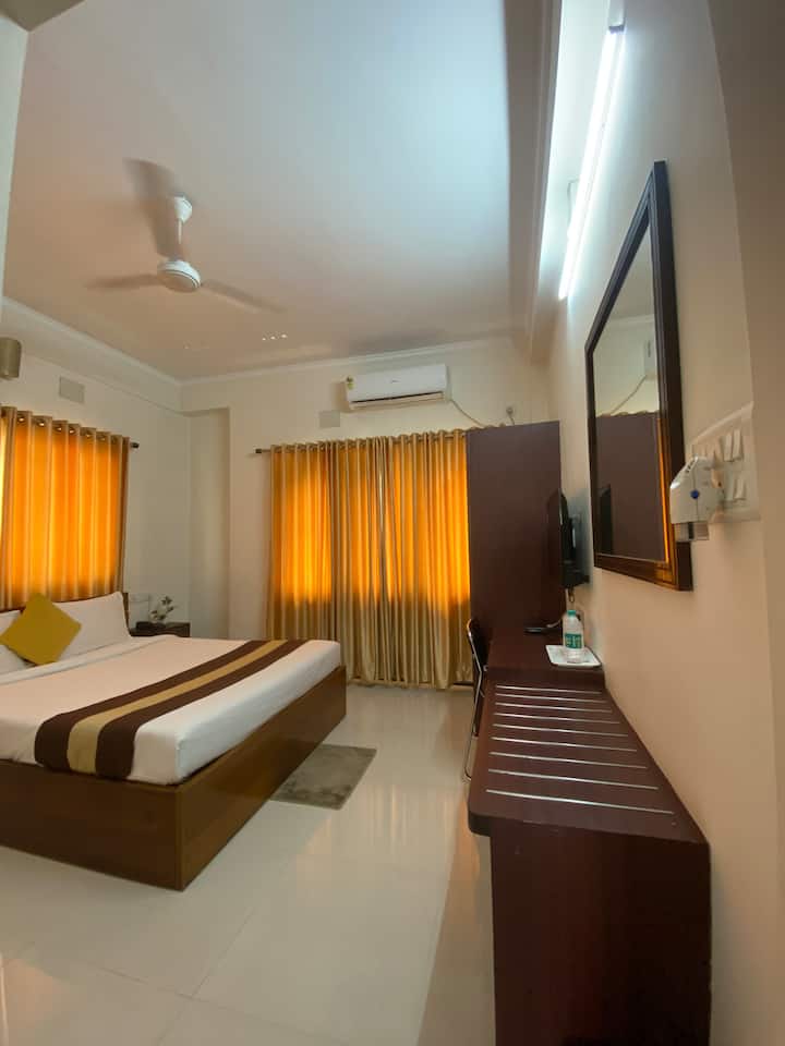 Krishna Kunja Guest House[12 Rooms] - Kolkata