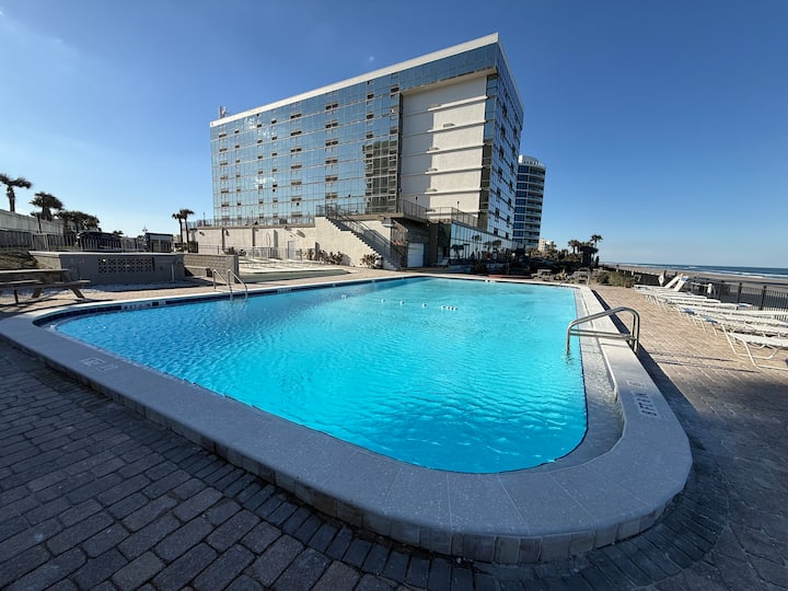 Beautiful Apartment  Daytona Beach Shore - Daytona Beach, FL