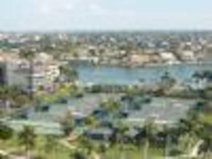 Beachfront 2br, Pool, Wi-fi, Marco Island-ss3-1406 - Marco Island, FL