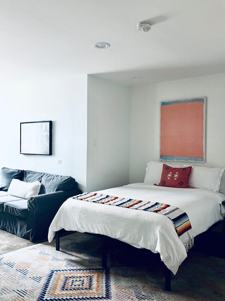 Art-filled Cuban Studio 4 Creative Artsy Montrose. - Northside Village – Houston