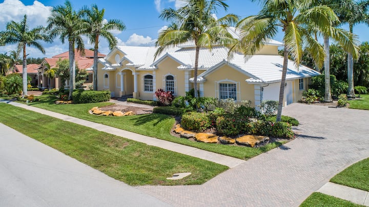 Waterfront 4br Retreat In Marco Island-h195 - Marco Island, FL