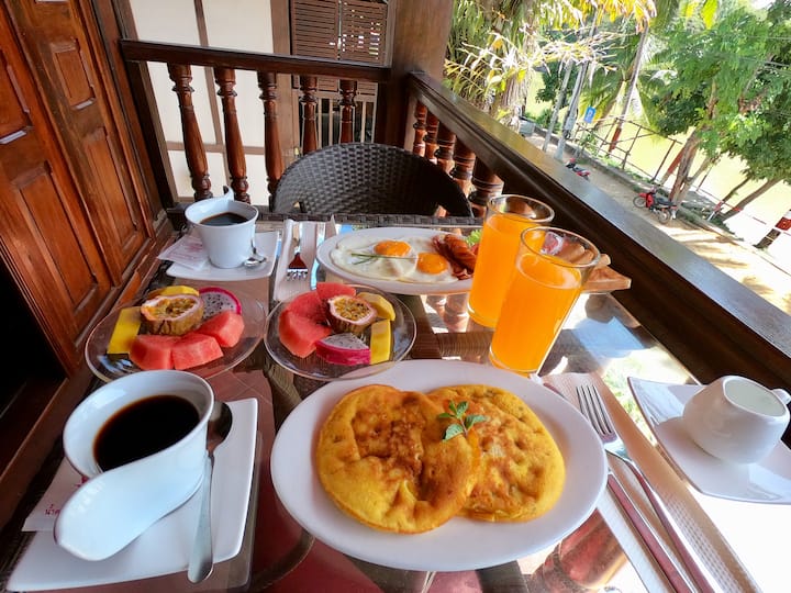 Amazing Apartment With Balcony Riverview!! - Luang Prabang