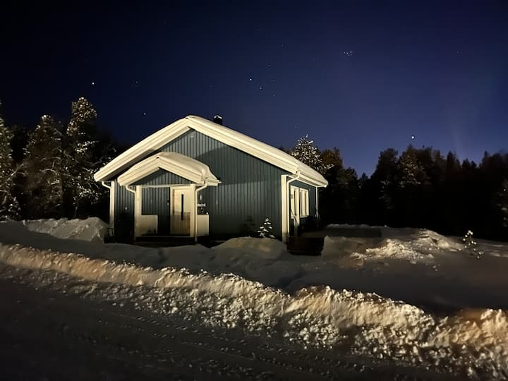 Sinitalo  Au Bord Du Lac Inari - Inari