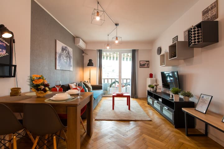 Victoria Avenue Apartment
💎💎💎💎💎 - Bucarest