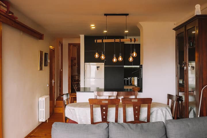 Piso Con Terraza Y Vistas A 3’ De Puigcerdà - Alp, Catalonia