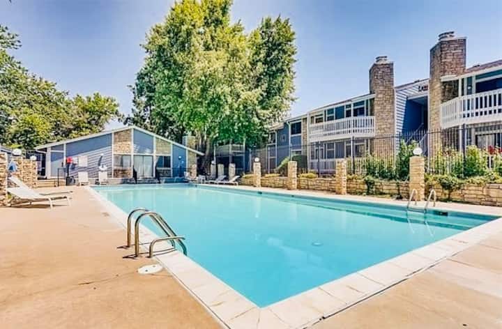 Cozy Condo • Park View • Near Lowry - Denver