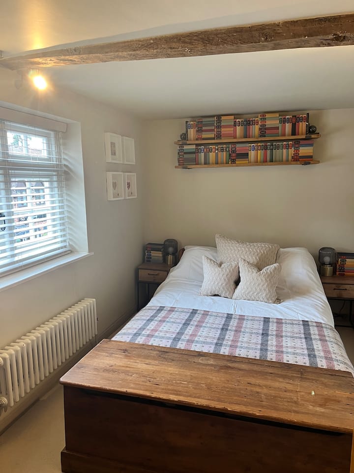 Mulberry Cottage - Coventry