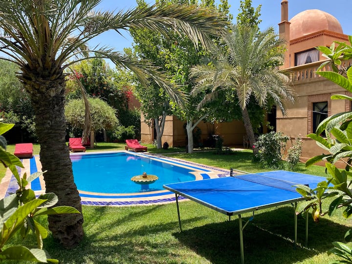 Spacieuse Villa Avec Piscine Chauffée - Marrakesh