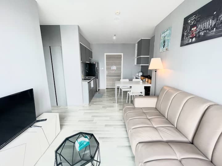 8. Two Bedrooms Two Bathrooms32楼视野开阔gym 泳池 Wifi - Bangkok