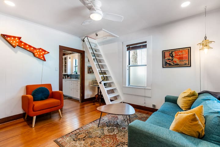 Historic Swede Hill Bungalow | Walk To Downtown - Austin, TX