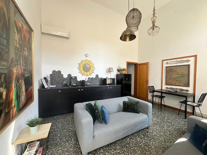 "Noblesse Oblige", Canal View, Elevator, Style! - Veneza