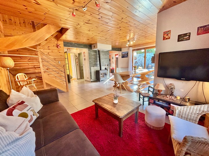 Chalet "Les Roses De Jean"- Confort, Vue Et Jardin - Isère