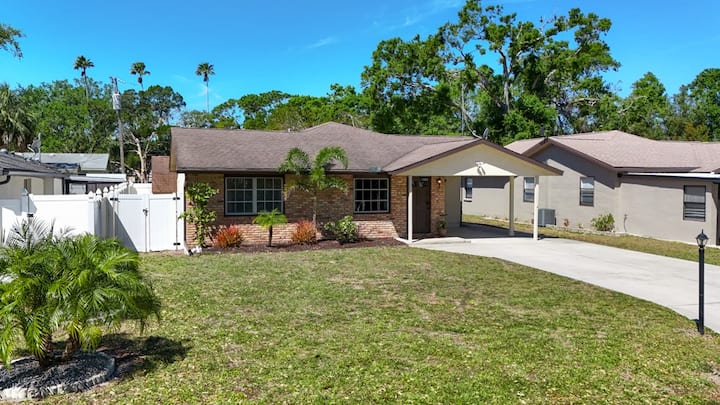 [The Salty Shore]5 Bedroom•3 Bath•family Friendly - Sarasota, FL