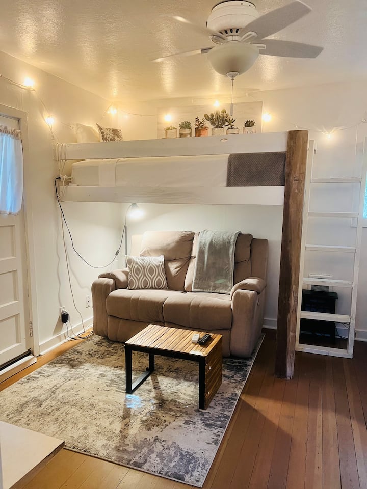 Cute 1930s Tiny House + Private Yard + Parking - Turlock, CA