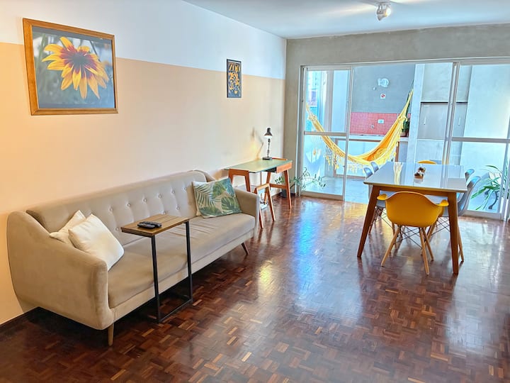 Três Quartos Com Charme E Sossego. 110m² + Garagem - Curitiba