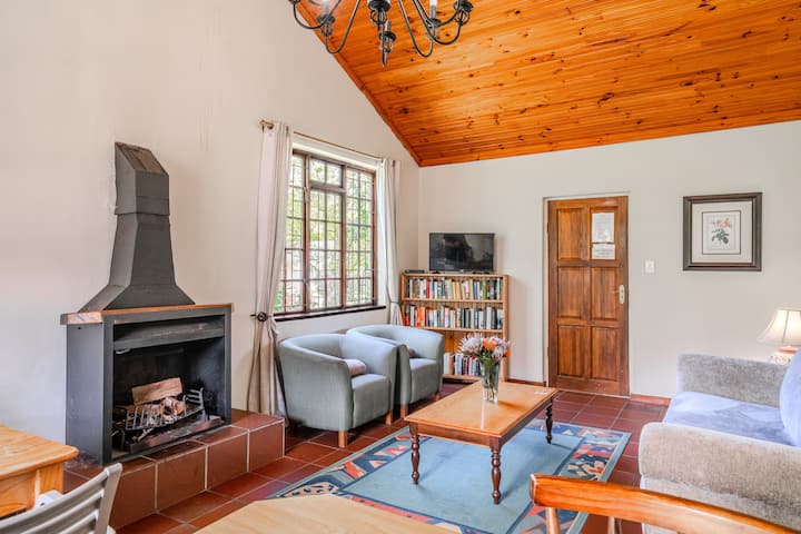 Holly Tree Cottage @ Reeden Lodge - Franschhoek