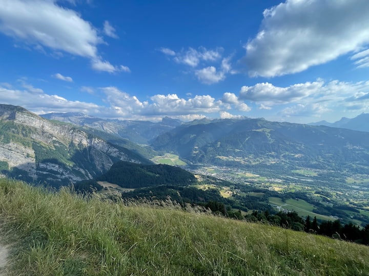 Douceur Dété. Cosy Et Lumineux Vue Montagne - Morillon