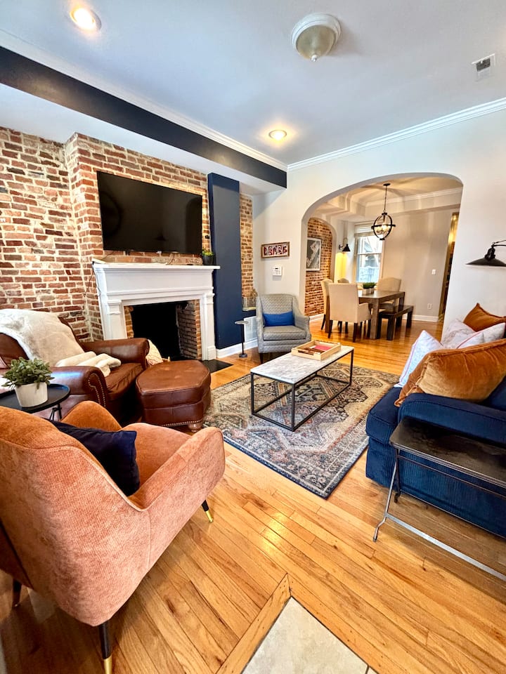 Charming Rowhouse In The Heart Of Little Italy! - Baltimore, MD