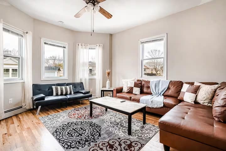 The Skyline Atelier - Bright 2br In Federal Hill - Rhode Island