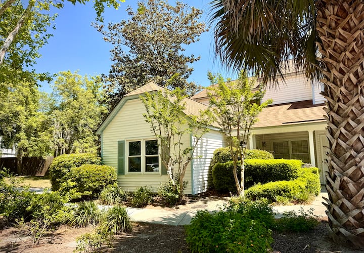 Peaceful 3 Br Cottage Between Beach And Charleston - Mount Pleasant, SC