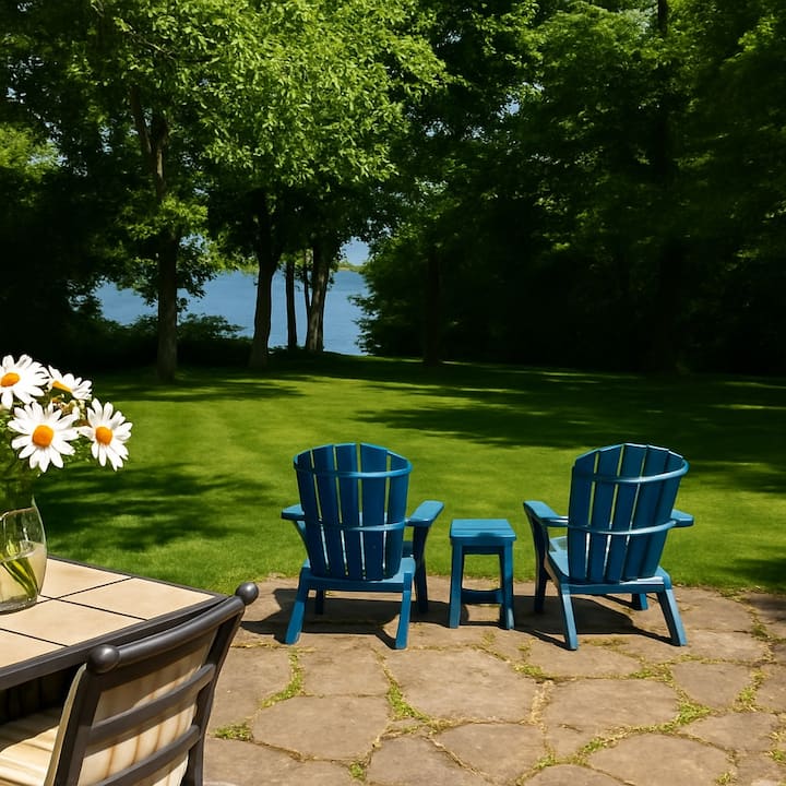 Welcome To The Headlands On Amherst Island - Prince Edward