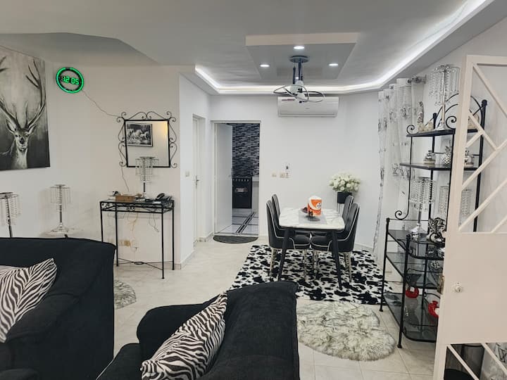 Villa Duplexe 5 Pièces - Abidjan