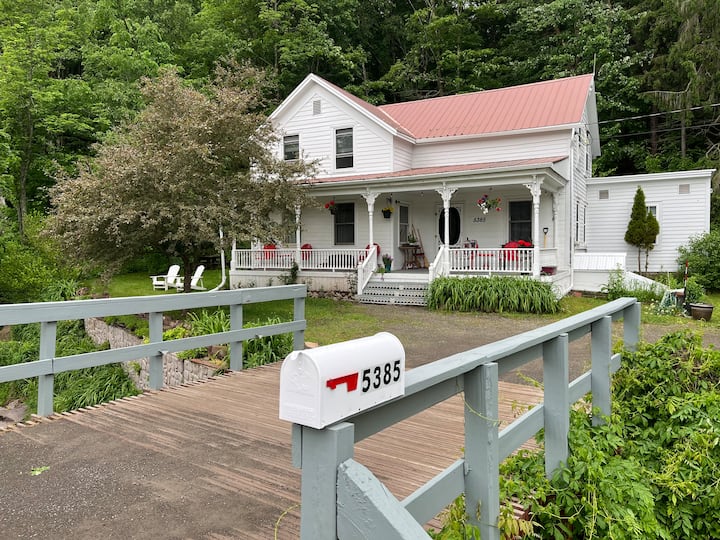 Historic Upstate Ny Farmhouse - Davenport, NY