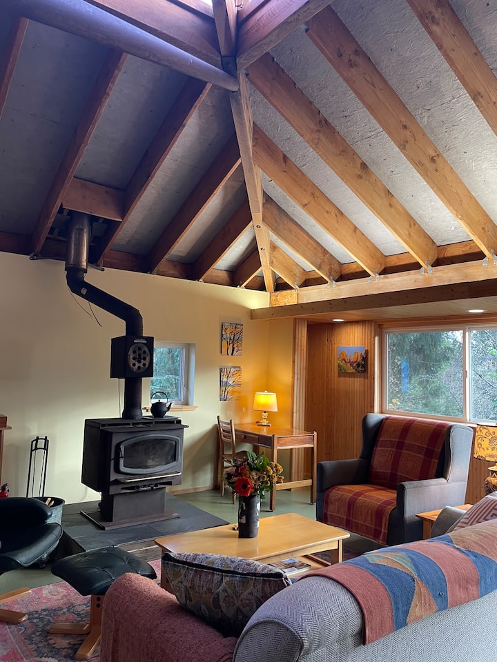 Tree Top Chalet - Manzanita, OR