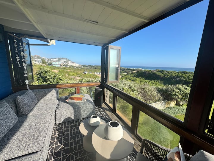 Myoli’s View 
Pet Friendly Beach House - Zuid-Afrika