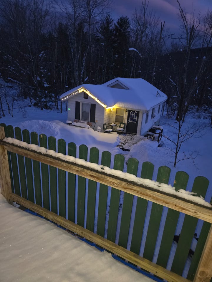 Cozy Cottage. - Tannersville, NY