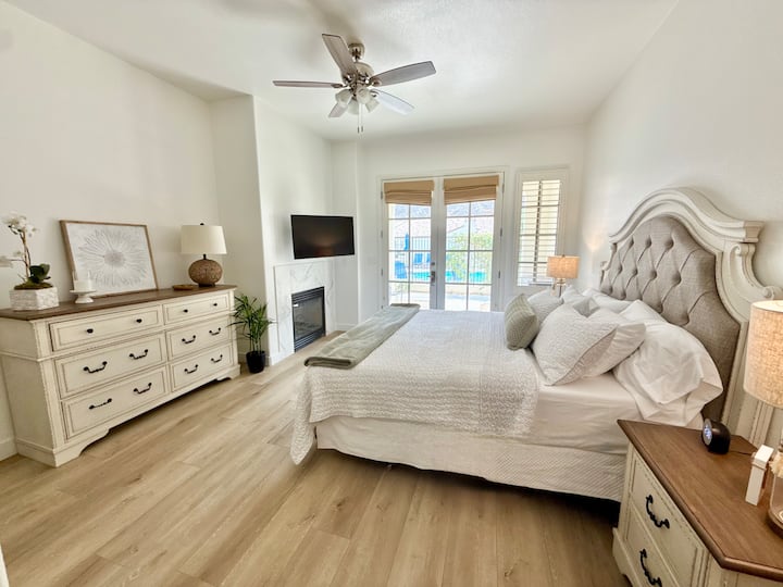Summer Getaway, Beautifully Renovated 3bd! - La Quinta, CA