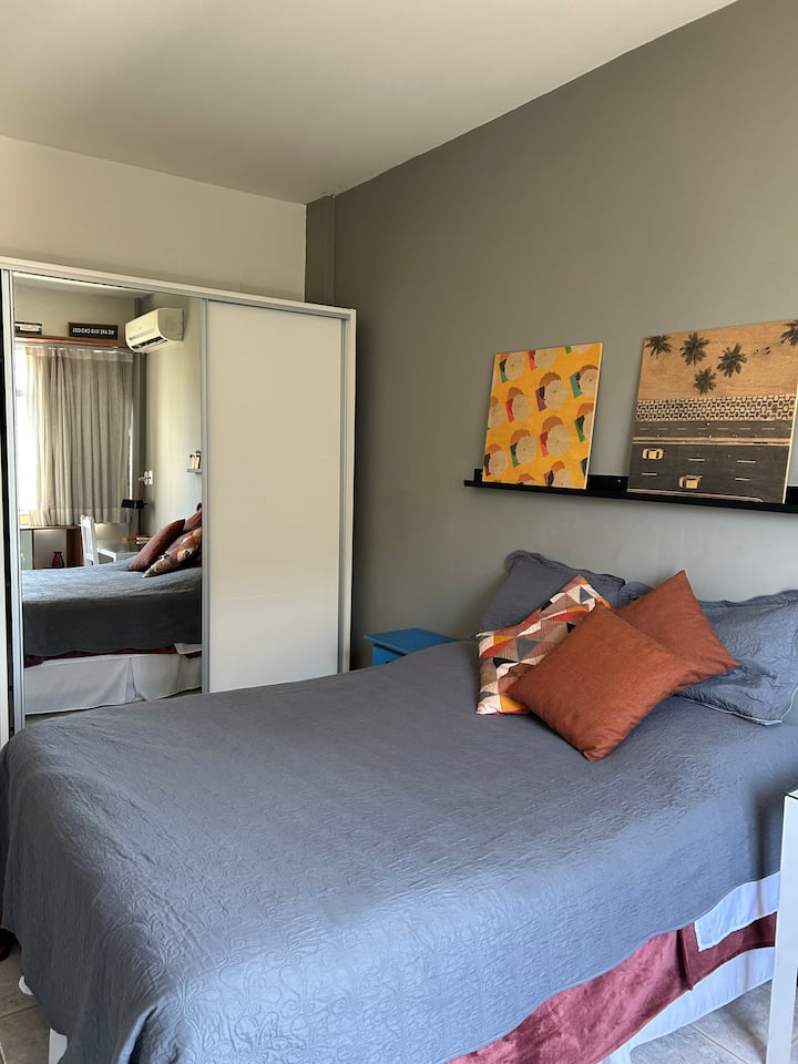 Apartamento Bem Localizado - Ipanema