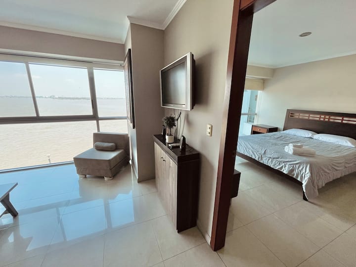 Puerto Santa Ana Riverfront Suite - Guayaquil