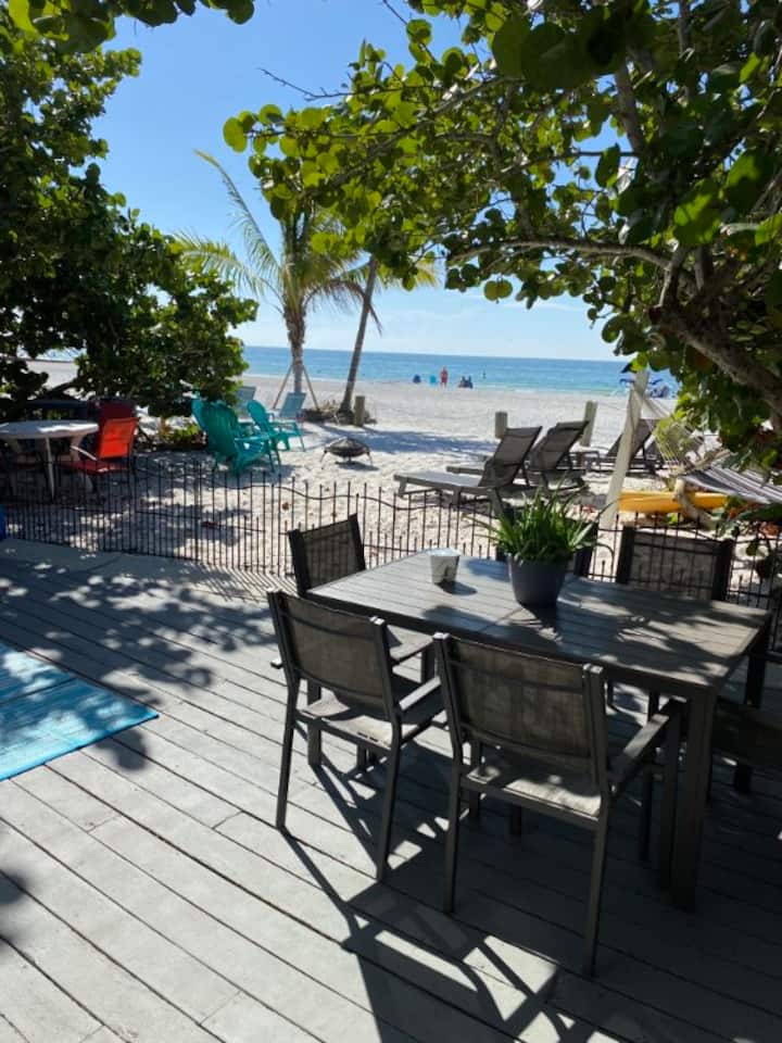 Private Beachfront 2br Bungalow*pool*pets Ok - Indian Shores, FL