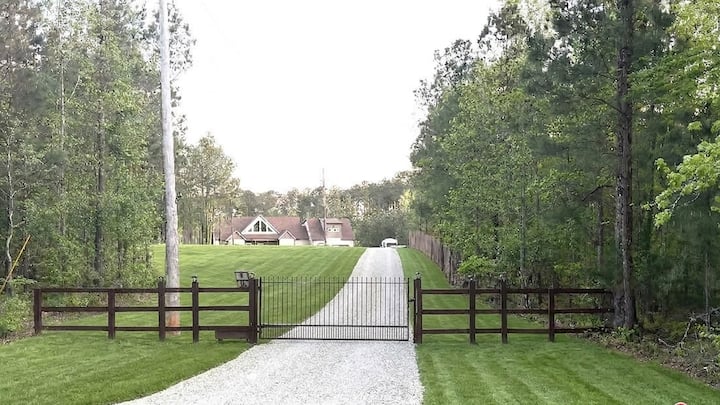 Clarks Hill Cozy Studio - Baker Creek State Park, McCormick